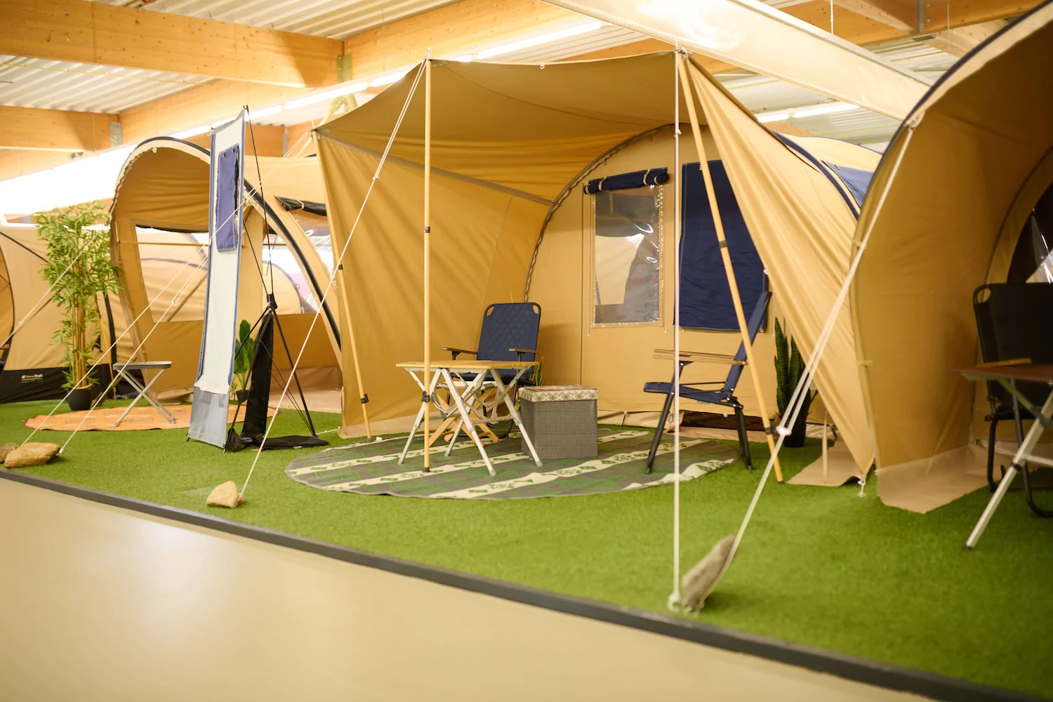 Kampeerhal Roden | Kampeerhal Roden