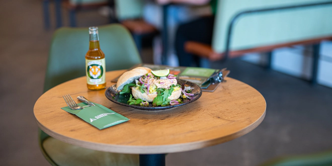 Alles over de openingstijden en de winkel | Kampeerhal Roden